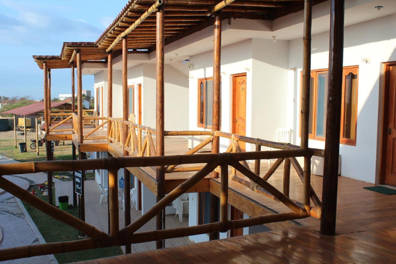 HOSPEDAJE ESPADA MANCORA